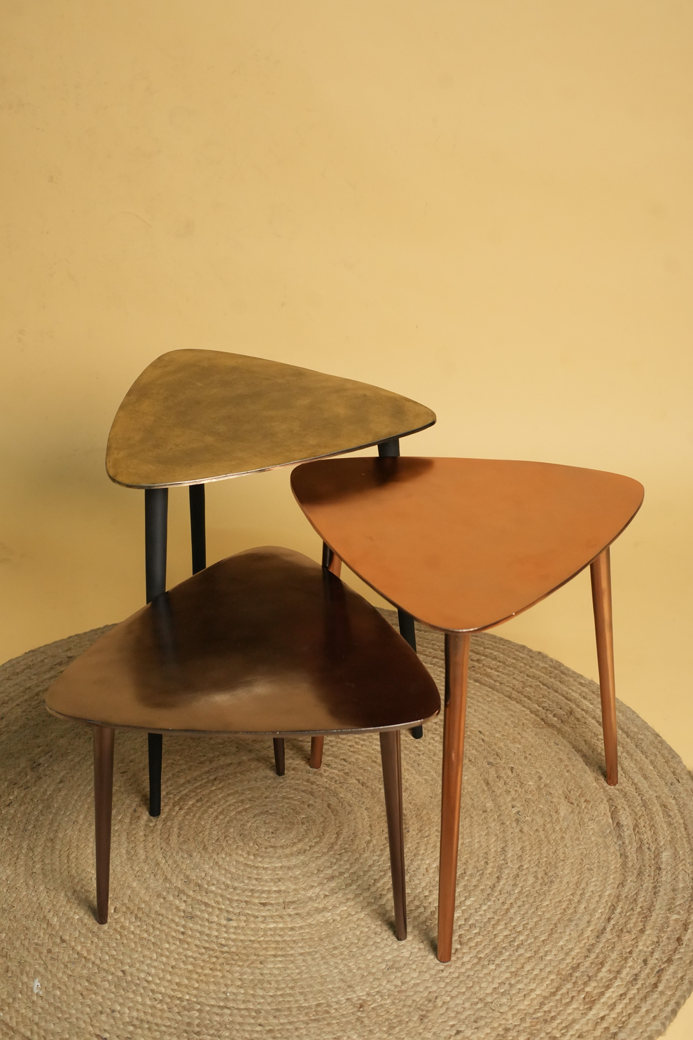 The Trio Tables – Cinco Livings